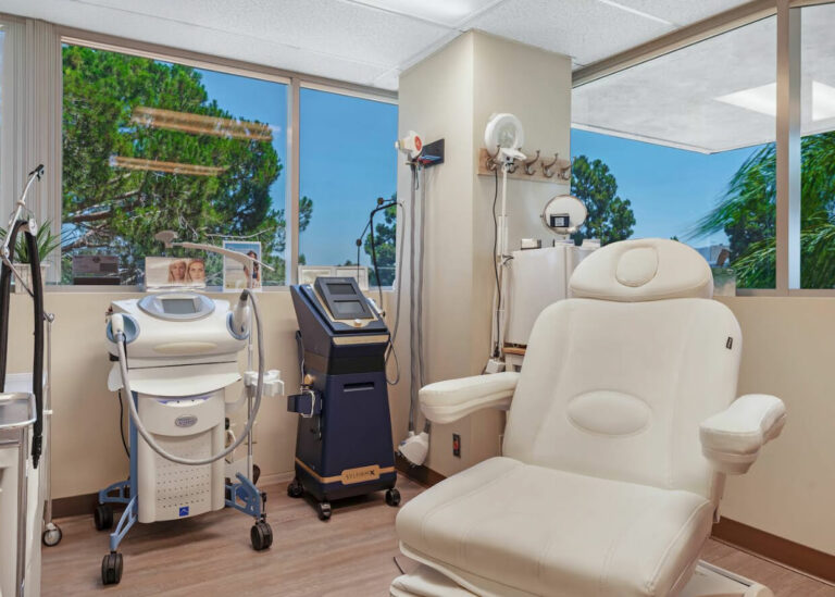 Dermatologist Torrance, Earl St. | Golden State Dermatology